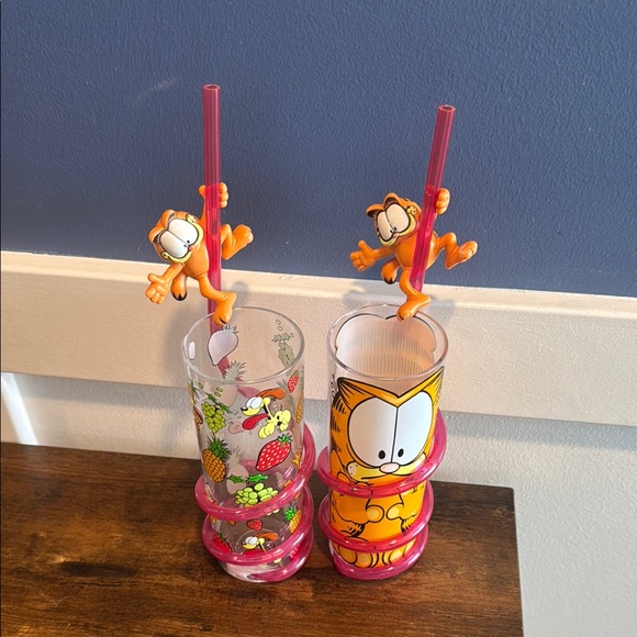 Garfield | Kitchen | Garfield Themed Glasses With Straws | Poshmark